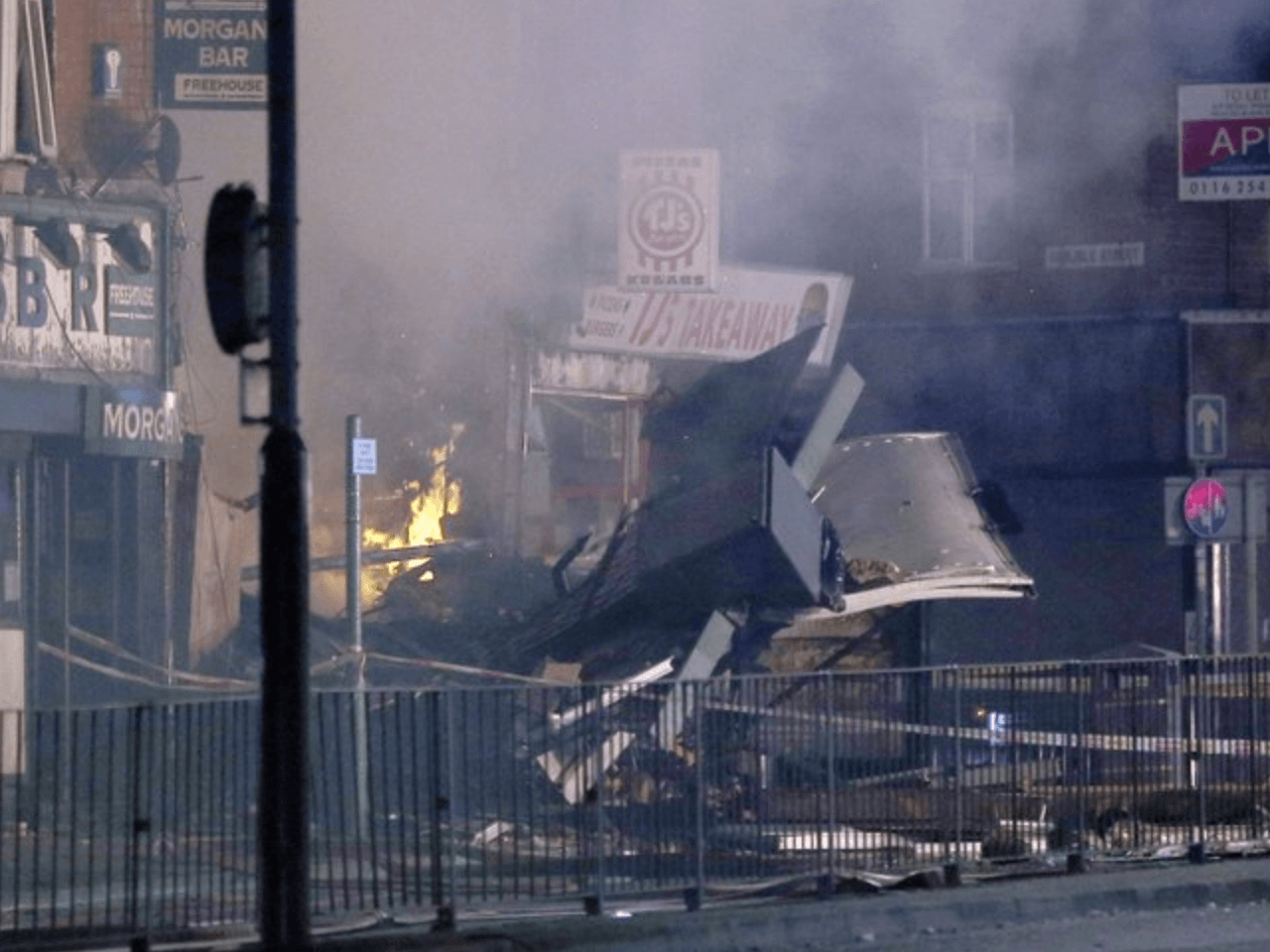 World News:5 Dead, 5 in Hospital After Leicester Shop Explosion ...